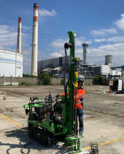 Atech Environnement - Investigation des sols au carottier battu portatif
